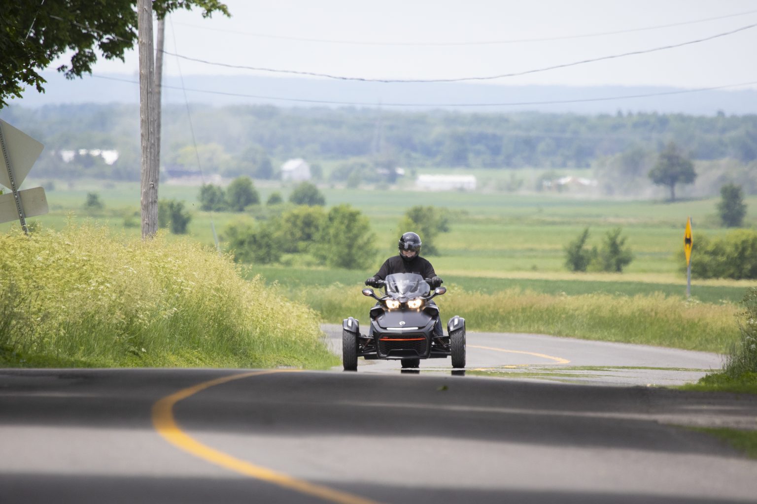 Travailler en Spyder : une option à ne pas négliger ! - MagazineMoto.com